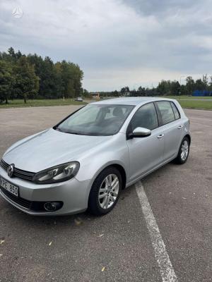 Grey Volkswagen Golf 2010 in Kaunas, with an engine capacity of 1.97 L and mileage of 299 thousand km for 4400 €, photo 4 on AUTOMOTO.COM.LV