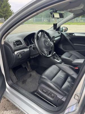 Grey Volkswagen Golf 2010 in Kaunas, with an engine capacity of 1.97 L and mileage of 299 thousand km for 4400 €, photo 10 on AUTOMOTO.COM.LV
