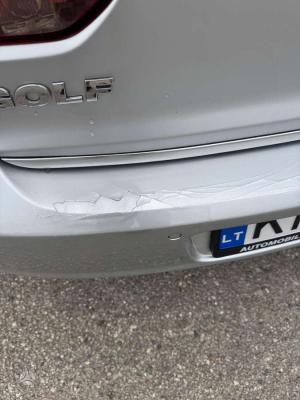 Grey Volkswagen Golf 2010 in Kaunas, with an engine capacity of 1.97 L and mileage of 299 thousand km for 4400 €, photo 15 on AUTOMOTO.COM.LV