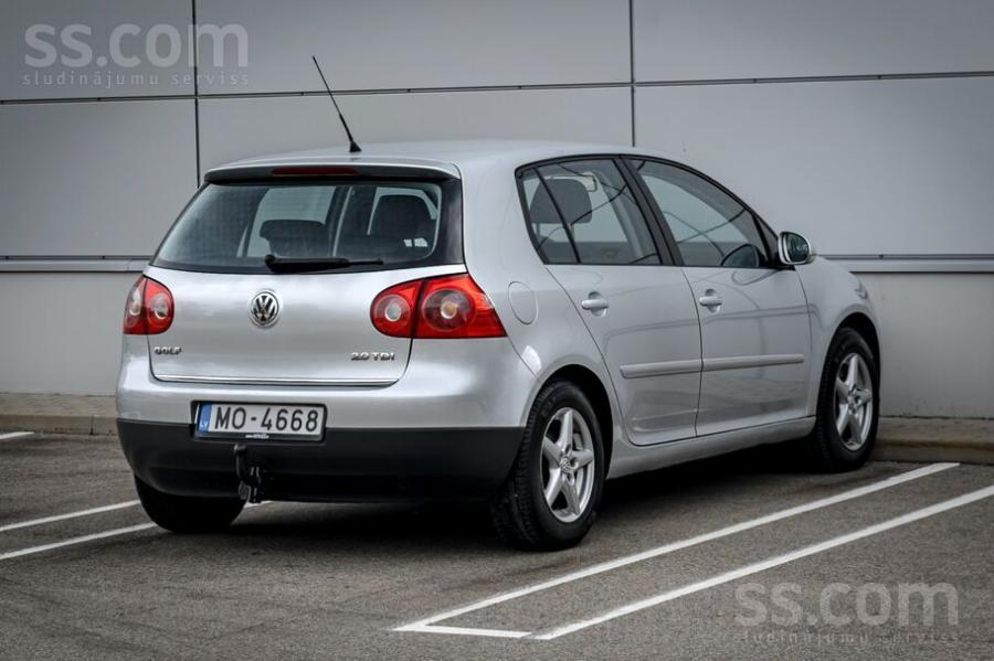 Pelēks Volkswagen Golf 2010 Rīga, ar dzinēja tilpumu 2.00 L un nobraukumu 299 tūkst. km par 3490 €, foto 5 vietnē AUTOMOTO.COM.LV