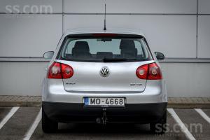 Pelēks Volkswagen Golf 2010 Rīga, ar dzinēja tilpumu 2.00 L un nobraukumu 299 tūkst. km par 3490 €, foto 6 vietnē AUTOMOTO.COM.LV