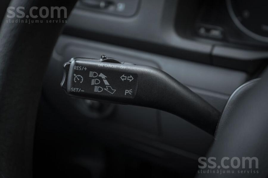 Pelēks Volkswagen Golf 2010 Rīga, ar dzinēja tilpumu 2.00 L un nobraukumu 299 tūkst. km par 3490 €, foto 17 vietnē AUTOMOTO.COM.LV