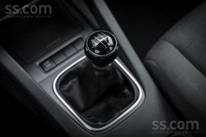 Pelēks Volkswagen Golf 2010 Rīga, ar dzinēja tilpumu 2.00 L un nobraukumu 299 tūkst. km par 3490 €, foto 20 vietnē AUTOMOTO.COM.LV