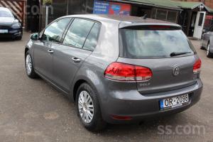 Pelēks Volkswagen Golf 2010 Liepāja, ar dzinēja tilpumu 1.60 L un nobraukumu 288 tūkst. km par 4999 €, foto 4 vietnē AUTOMOTO.COM.LV