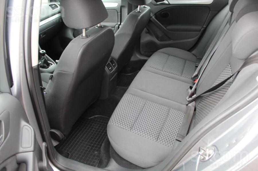 Pelēks Volkswagen Golf 2010 Liepāja, ar dzinēja tilpumu 1.60 L un nobraukumu 288 tūkst. km par 4999 €, foto 8 vietnē AUTOMOTO.COM.LV