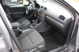 Pelēks Volkswagen Golf 2010 Liepāja, ar dzinēja tilpumu 1.60 L un nobraukumu 288 tūkst. km par 4999 €, foto 9 vietnē AUTOMOTO.COM.LV