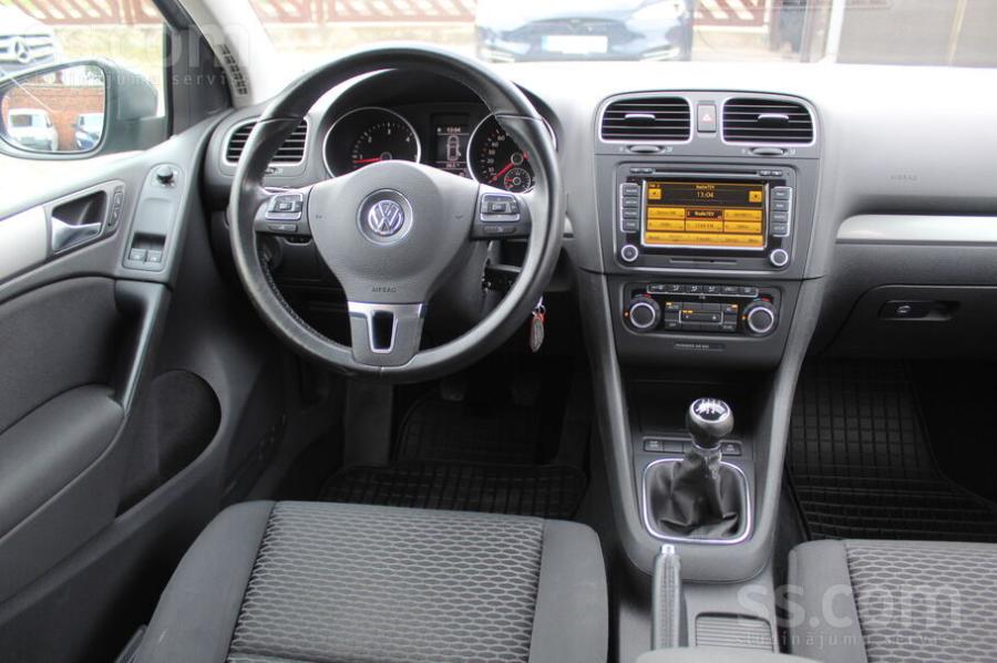 Pelēks Volkswagen Golf 2010 Liepāja, ar dzinēja tilpumu 1.60 L un nobraukumu 288 tūkst. km par 4999 €, foto 10 vietnē AUTOMOTO.COM.LV