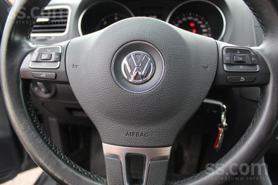 Pelēks Volkswagen Golf 2010 Liepāja, ar dzinēja tilpumu 1.60 L un nobraukumu 288 tūkst. km par 4999 €, foto 15 vietnē AUTOMOTO.COM.LV