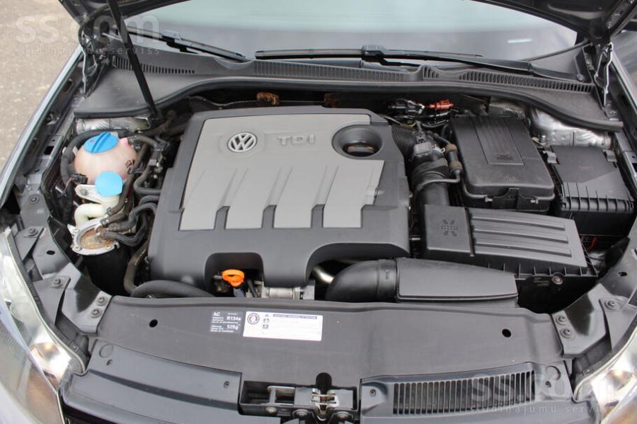 Pelēks Volkswagen Golf 2010 Liepāja, ar dzinēja tilpumu 1.60 L un nobraukumu 288 tūkst. km par 4999 €, foto 17 vietnē AUTOMOTO.COM.LV