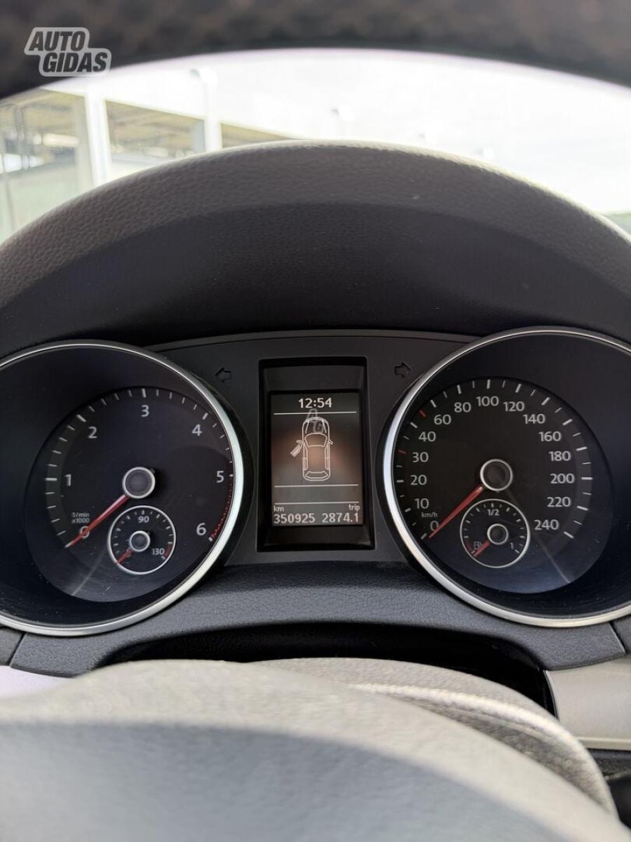 Серый Фольксваген Гольф 2010 в Молетай, объемом двигателя 2.00 л и пробегом 351 тыс. км за 3500 €, фото 10 на AUTOMOTO.COM.LV
