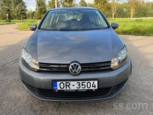 Grey Volkswagen Golf 2010 in Ogre, with an engine capacity of 1.60 L and mileage of 232 thousand km for 3850 €, photo 4 on AUTOMOTO.COM.LV