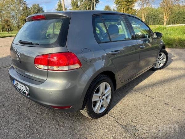 Grey Volkswagen Golf 2010 in Ogre, with an engine capacity of 1.60 L and mileage of 232 thousand km for 3850 €, photo 7 on AUTOMOTO.COM.LV