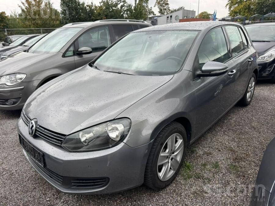 Grey Volkswagen Golf 2010 in Ogre, with an engine capacity of 1.60 L and mileage of 232 thousand km for 3850 €, photo 28 on AUTOMOTO.COM.LV