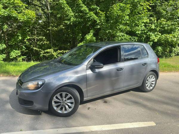 Pelēks Volkswagen Golf 2010 Kauņa, ar dzinēja tilpumu 1.60 L un nobraukumu 209 tūkst. km par 3500 €, foto 3 vietnē AUTOMOTO.COM.LV