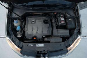 Pelēks Volkswagen Golf 2010 Viļņa, ar dzinēja tilpumu 1.60 L un nobraukumu 290 tūkst. km par 4350 €, foto 23 vietnē AUTOMOTO.COM.LV