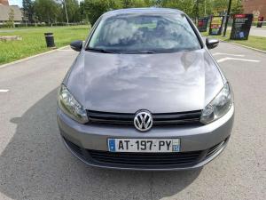 Pelēks Volkswagen Golf 2010 Panevēža, ar dzinēja tilpumu 1.39 L un nobraukumu 252 tūkst. km par 3100 €, foto 3 vietnē AUTOMOTO.COM.LV