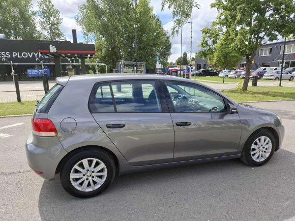 Grey Volkswagen Golf 2010 in Panevezys, with an engine capacity of 1.39 L and mileage of 252 thousand km for 3100 €, photo 11 on AUTOMOTO.COM.LV