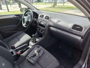 Pelēks Volkswagen Golf 2010 Panevēža, ar dzinēja tilpumu 1.39 L un nobraukumu 252 tūkst. km par 3100 €, foto 12 vietnē AUTOMOTO.COM.LV