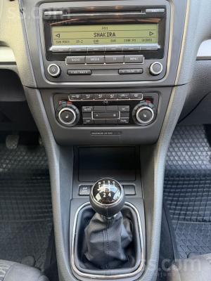 Pelēks Volkswagen Golf 2010 Rīga, ar dzinēja tilpumu 2.00 L un nobraukumu 334 tūkst. km par 2890 €, foto 11 vietnē AUTOMOTO.COM.LV