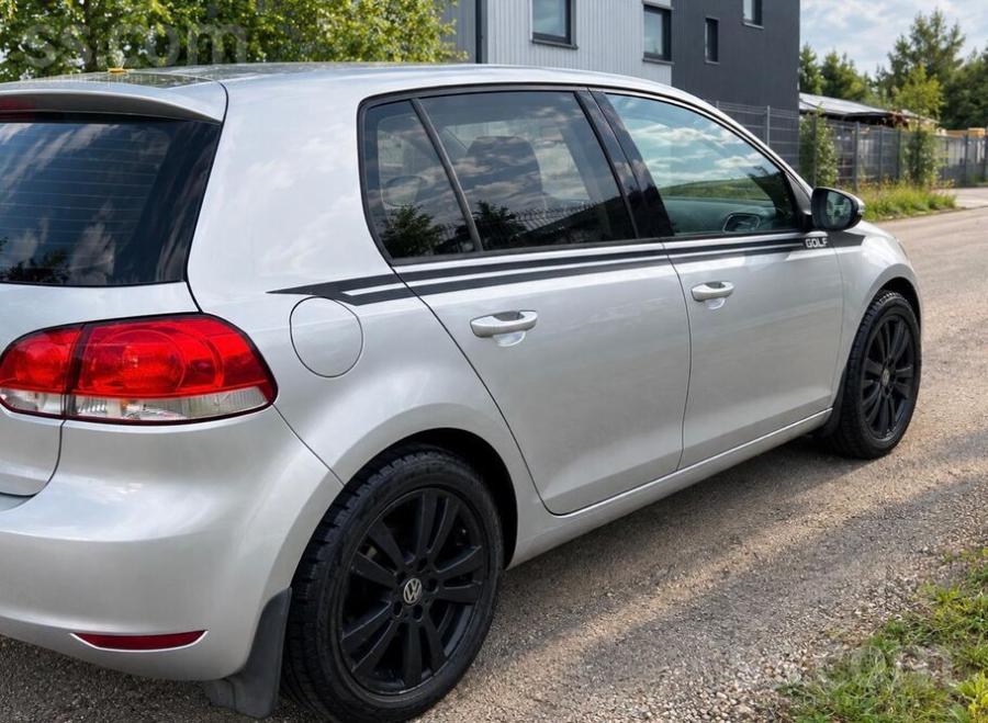 Grey Volkswagen Golf 2010 in Riga, with an engine capacity of 1.40 L and mileage of 295 thousand km for 2200 €, photo 3 on AUTOMOTO.COM.LV