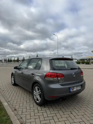 Grey Volkswagen Golf 2010 in Riga, with an engine capacity of 2.00 L and mileage of 334 thousand km for 2700 €, photo 4 on AUTOMOTO.COM.LV