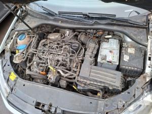 Pelēks Volkswagen Golf 2010 Rīga, ar dzinēja tilpumu 2.00 L un nobraukumu 220 tūkst. km par 3200 €, foto 7 vietnē AUTOMOTO.COM.LV