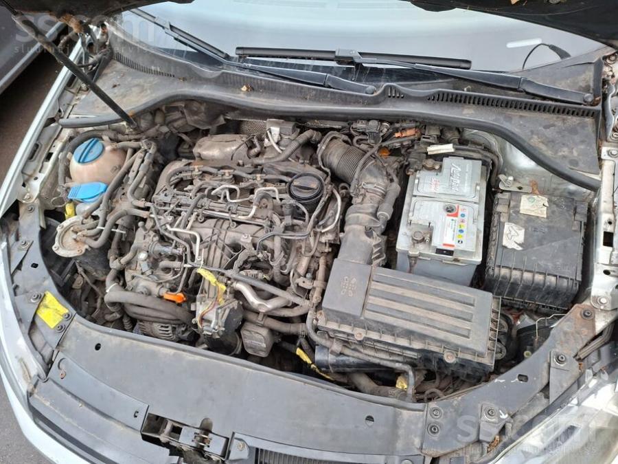 Pelēks Volkswagen Golf 2010 Rīga, ar dzinēja tilpumu 2.00 L un nobraukumu 220 tūkst. km par 3200 €, foto 7 vietnē AUTOMOTO.COM.LV