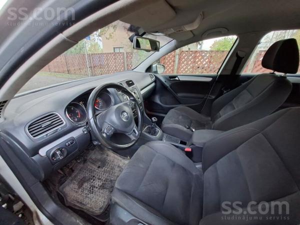 Pelēks Volkswagen Golf 2010 Rīga, ar dzinēja tilpumu 2.00 L un nobraukumu 220 tūkst. km par 3200 €, foto 8 vietnē AUTOMOTO.COM.LV