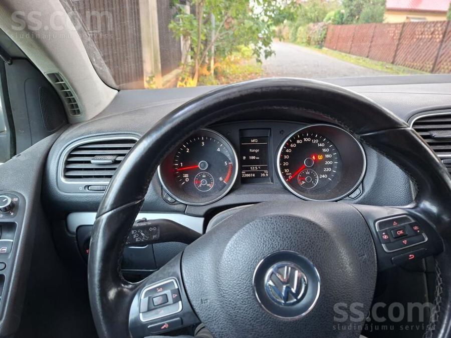 Pelēks Volkswagen Golf 2010 Rīga, ar dzinēja tilpumu 2.00 L un nobraukumu 220 tūkst. km par 3200 €, foto 10 vietnē AUTOMOTO.COM.LV