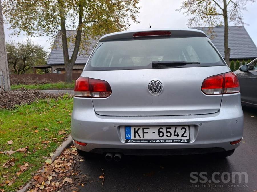 Pelēks Volkswagen Golf 2010 Rīga, ar dzinēja tilpumu 2.00 L un nobraukumu 220 tūkst. km par 3200 €, foto 11 vietnē AUTOMOTO.COM.LV