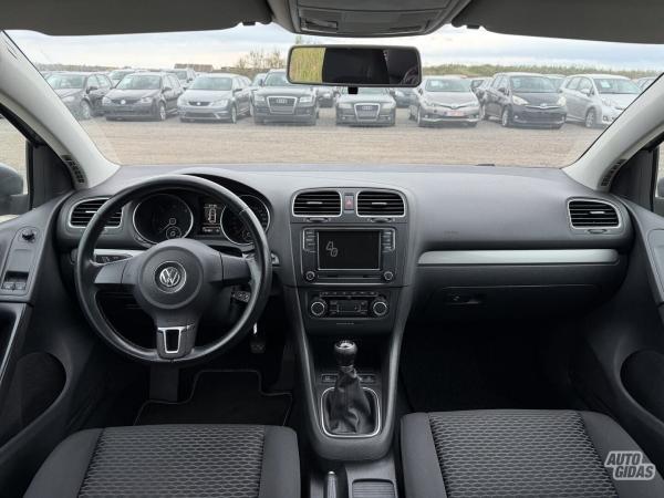 Volkswagen Golf 2010 in Giraite on AUTOMOTO.COM.LV Grey Volkswagen Golf 2010 in Giraite, with an engine capacity of 1.60 L and mileage of 132 thousand km for 3900 €, photo 10 on AUTOMOTO.COM.LV