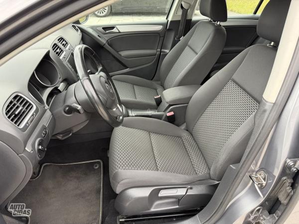 Volkswagen Golf 2010 in Giraite on AUTOMOTO.COM.LV Grey Volkswagen Golf 2010 in Giraite, with an engine capacity of 1.60 L and mileage of 132 thousand km for 3900 €, photo 11 on AUTOMOTO.COM.LV