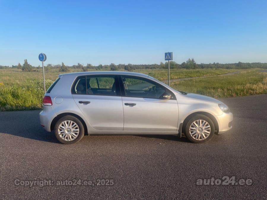 Grey Volkswagen Golf 2011 in Tallinn, with an engine capacity of 1.40 L and mileage of 165 thousand km for 4300 €, photo 2 on AUTOMOTO.COM.LV