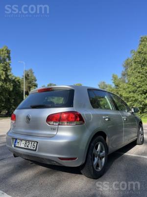 Pelēks Volkswagen Golf 2011 Liepāja, ar dzinēja tilpumu 1.20 L un nobraukumu 233 tūkst. km par 2300 €, foto 10 vietnē AUTOMOTO.COM.LV