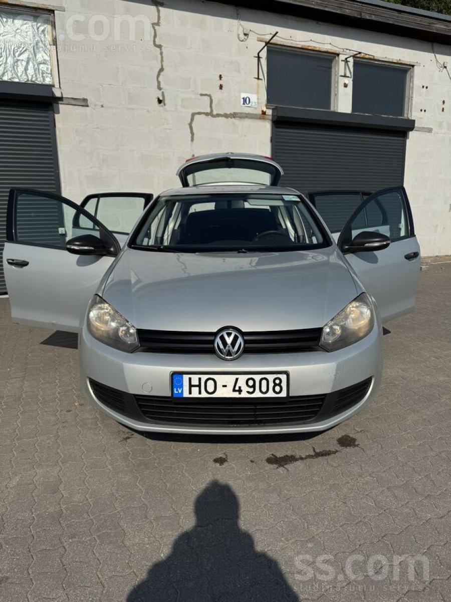 Grey Volkswagen Golf 2011 in Riga, with an engine capacity of 1.40 L and mileage of 264 thousand km for 2350 €, photo 15 on AUTOMOTO.COM.LV
