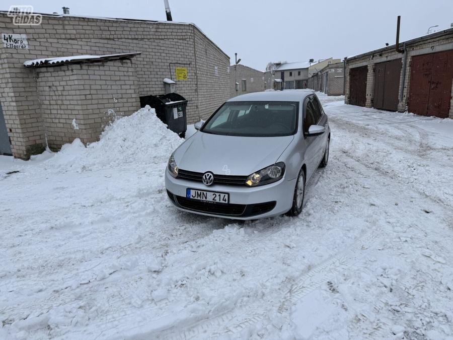 Серый Фольксваген Гольф 2011 в Паневежис, объемом двигателя 1.60 л и пробегом 161 тыс. км за 3300 €, фото 2 на AUTOMOTO.COM.LV