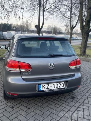 Pelēks Volkswagen Golf 2011 Rīga, ar dzinēja tilpumu 1.40 L un nobraukumu 245 tūkst. km par 3300 €, foto 2 vietnē AUTOMOTO.COM.LV