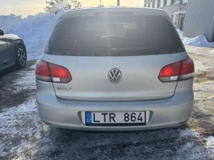 Pelēks Volkswagen Golf 2011 Plungė, ar dzinēja tilpumu 1.39 L un nobraukumu 246 tūkst. km par 3100 €, foto 6 vietnē AUTOMOTO.COM.LV