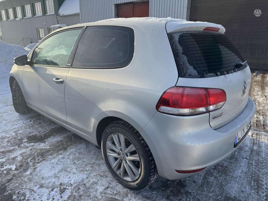 Pelēks Volkswagen Golf 2011 Plungė, ar dzinēja tilpumu 1.39 L un nobraukumu 246 tūkst. km par 3100 €, foto 7 vietnē AUTOMOTO.COM.LV