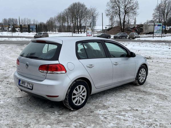 Grey Volkswagen Golf 2011 in Taurage, with an engine capacity of 1.60 L and mileage of 162 thousand km for 3580 €, photo 5 on AUTOMOTO.COM.LV