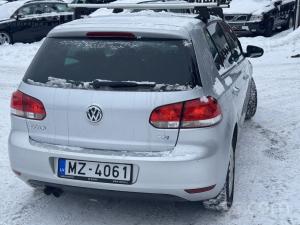 Grey Volkswagen Golf 2011 in Riga, with an engine capacity of 1.40 L and mileage of 302 thousand km for 2450 €, photo 4 on AUTOMOTO.COM.LV