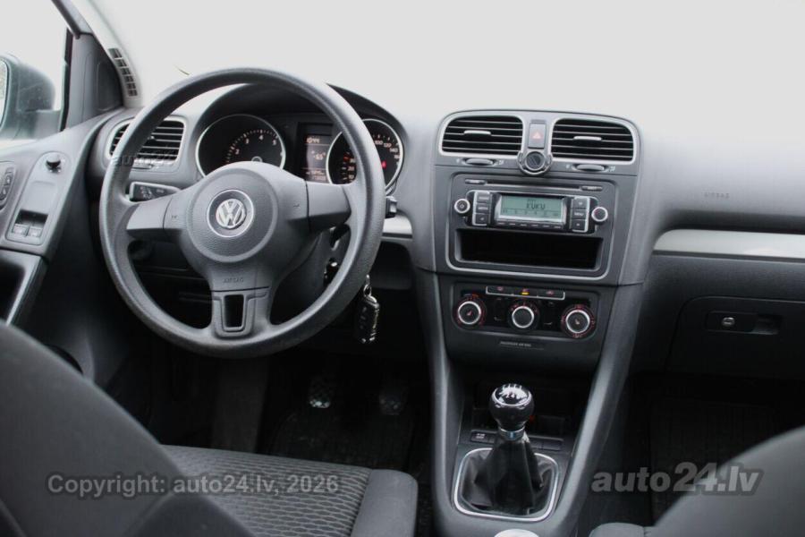Grey Volkswagen Golf 2011 in Rapla, with an engine capacity of 1.40 L and mileage of 174 thousand km for 3390 €, photo 13 on AUTOMOTO.COM.LV