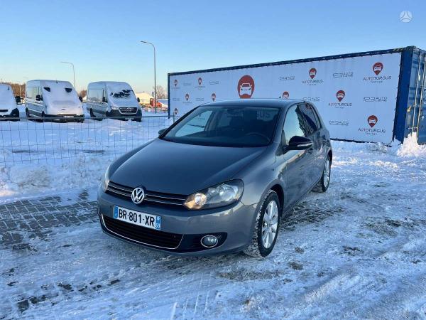Pelēks Volkswagen Golf 2011 Tauragė, ar dzinēja tilpumu 1.60 L un nobraukumu 146 tūkst. km par 5950 €, foto 1 vietnē AUTOMOTO.COM.LV