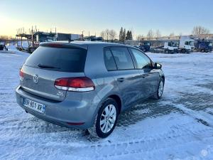 Pelēks Volkswagen Golf 2011 Tauragė, ar dzinēja tilpumu 1.60 L un nobraukumu 146 tūkst. km par 5950 €, foto 8 vietnē AUTOMOTO.COM.LV