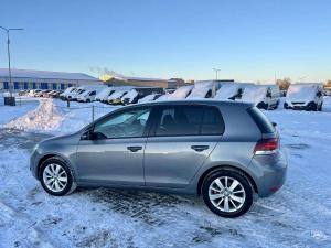 Pelēks Volkswagen Golf 2011 Tauragė, ar dzinēja tilpumu 1.60 L un nobraukumu 146 tūkst. km par 5950 €, foto 12 vietnē AUTOMOTO.COM.LV