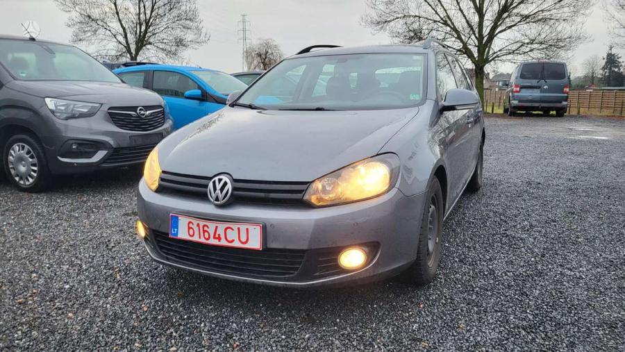 Grey Volkswagen Golf 2011 in Siauliai, with an engine capacity of 1.60 L and mileage of 159 thousand km for 4650 €, photo 27 on AUTOMOTO.COM.LV
