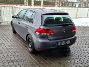 Pelēks Volkswagen Golf 2011 Tallina, ar dzinēja tilpumu 1.20 L un nobraukumu 146 tūkst. km par 3000 €, foto 3 vietnē AUTOMOTO.COM.LV
