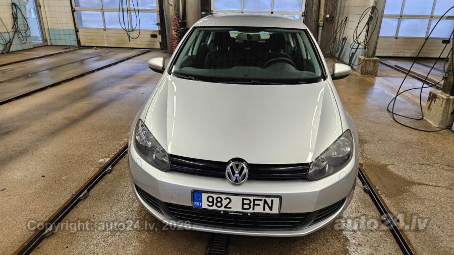 Grey Volkswagen Golf 2011 in Tallinn, with an engine capacity of 1.20 L and mileage of 262 thousand km for 3500 €, photo 6 on AUTOMOTO.COM.LV