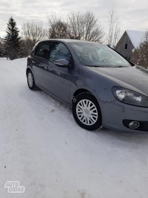 Grey Volkswagen Golf 2011 in Utena, with an engine capacity of 1.60 L and mileage of 220 thousand km for 4100 €, photo  on AUTOMOTO.COM.LV