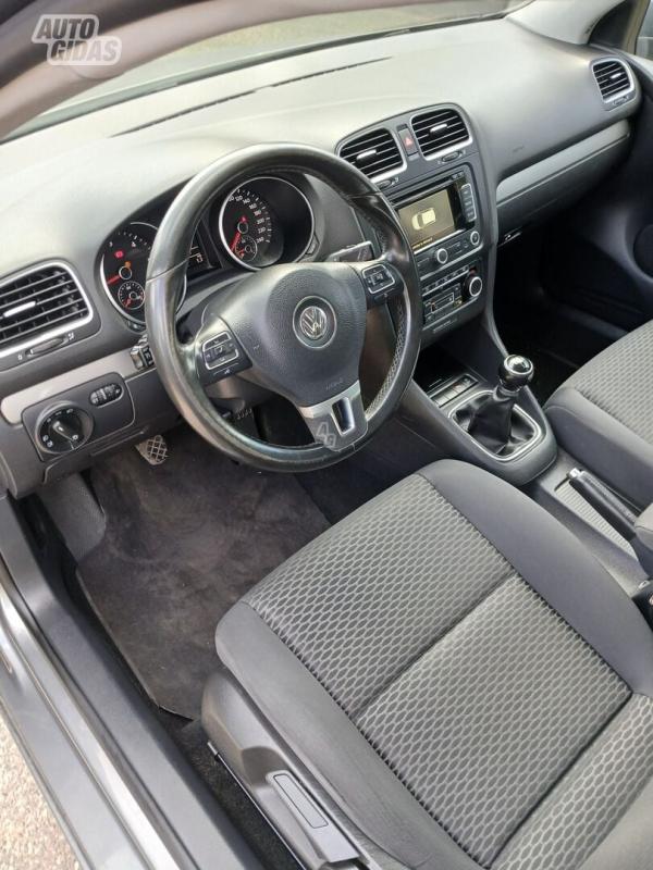 Grey Volkswagen Golf 2011 in Utena, with an engine capacity of 1.60 L and mileage of 220 thousand km for 4500 €, photo 6 on AUTOMOTO.COM.LV